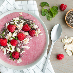 Vegan Coconut-Raspberry Smoothie Bowl | InThe Raw® Sweeteners